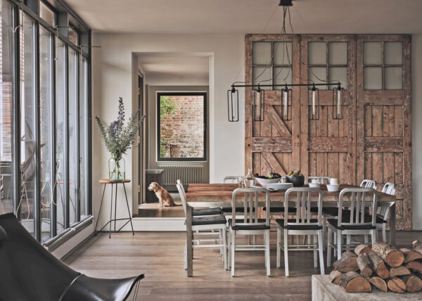 Kip with Friends. – Kip Hideaways