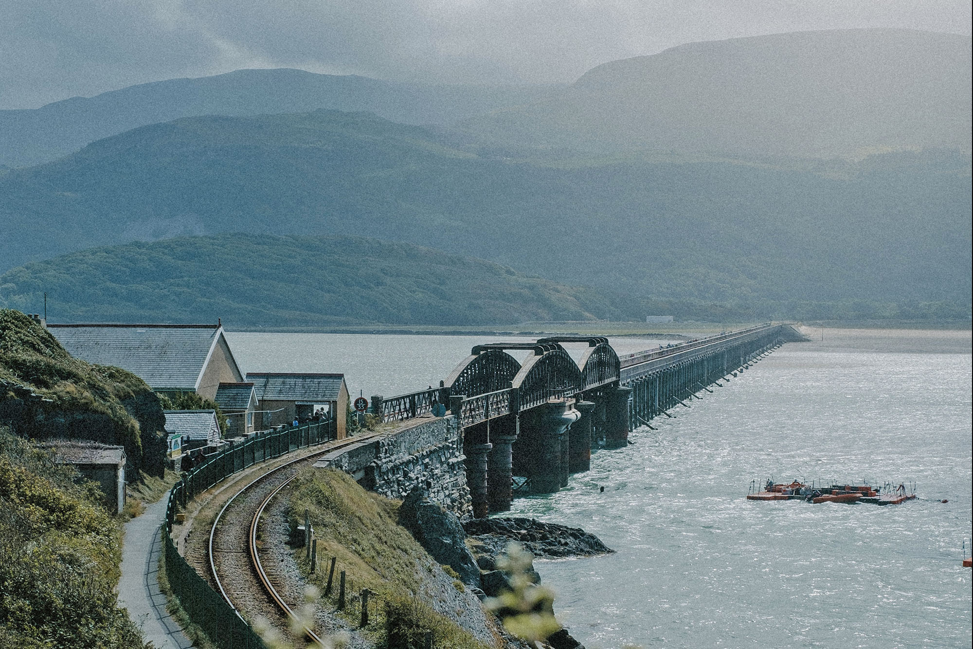 River Cottage - Kip Hideaways